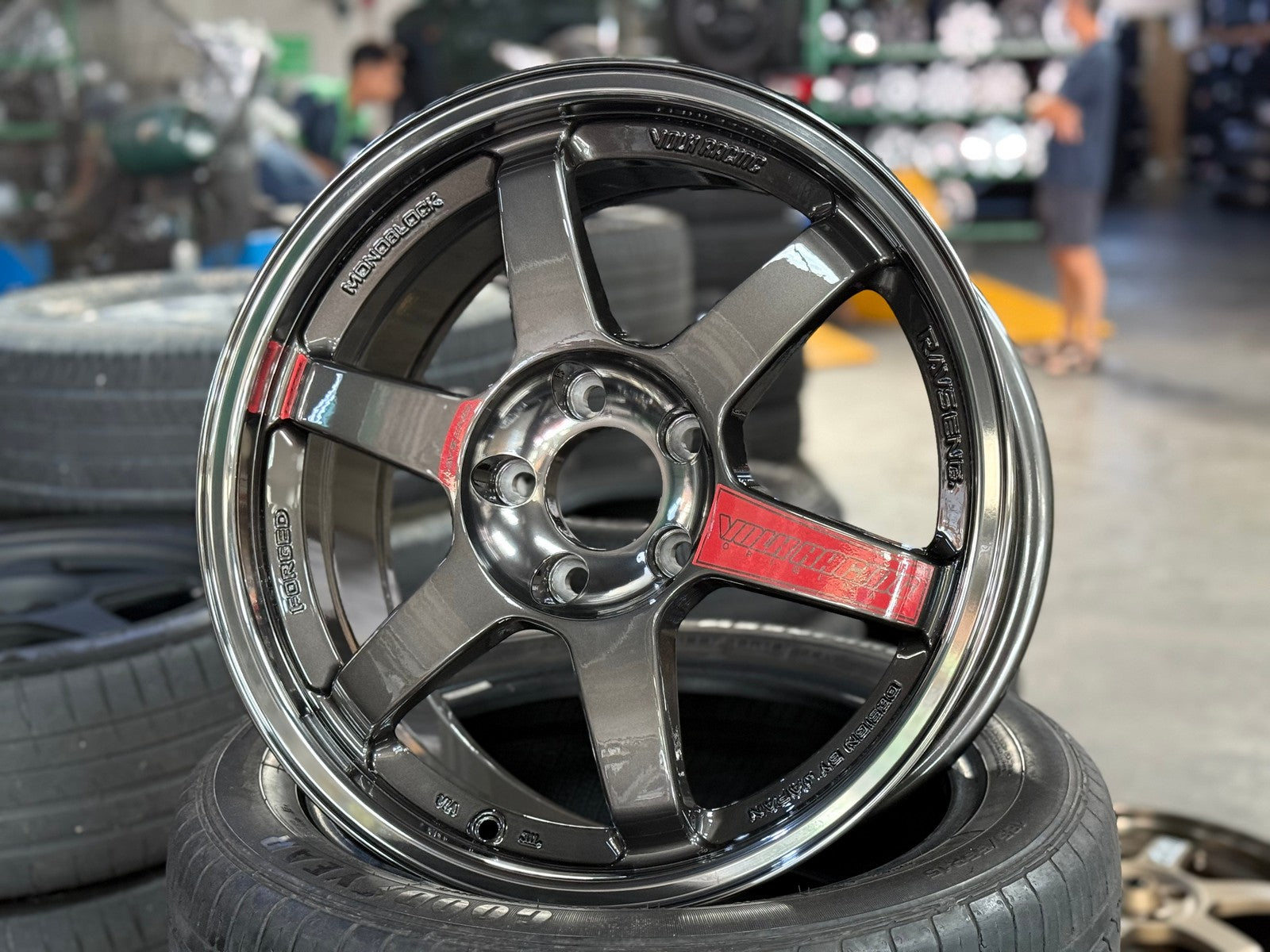 New 17X8 ET35 AOW Flow Formed TE37SL Rim (4 wheel) Dark Gunmetal 5X114 ...