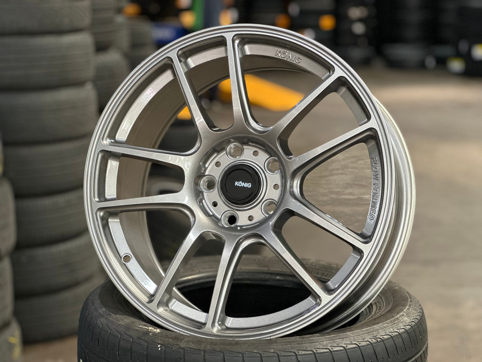 New 18X8.5 ET42 Konig Heliogram Rim (4 wheel) Gloss Gunmetal 5X114.3 ...